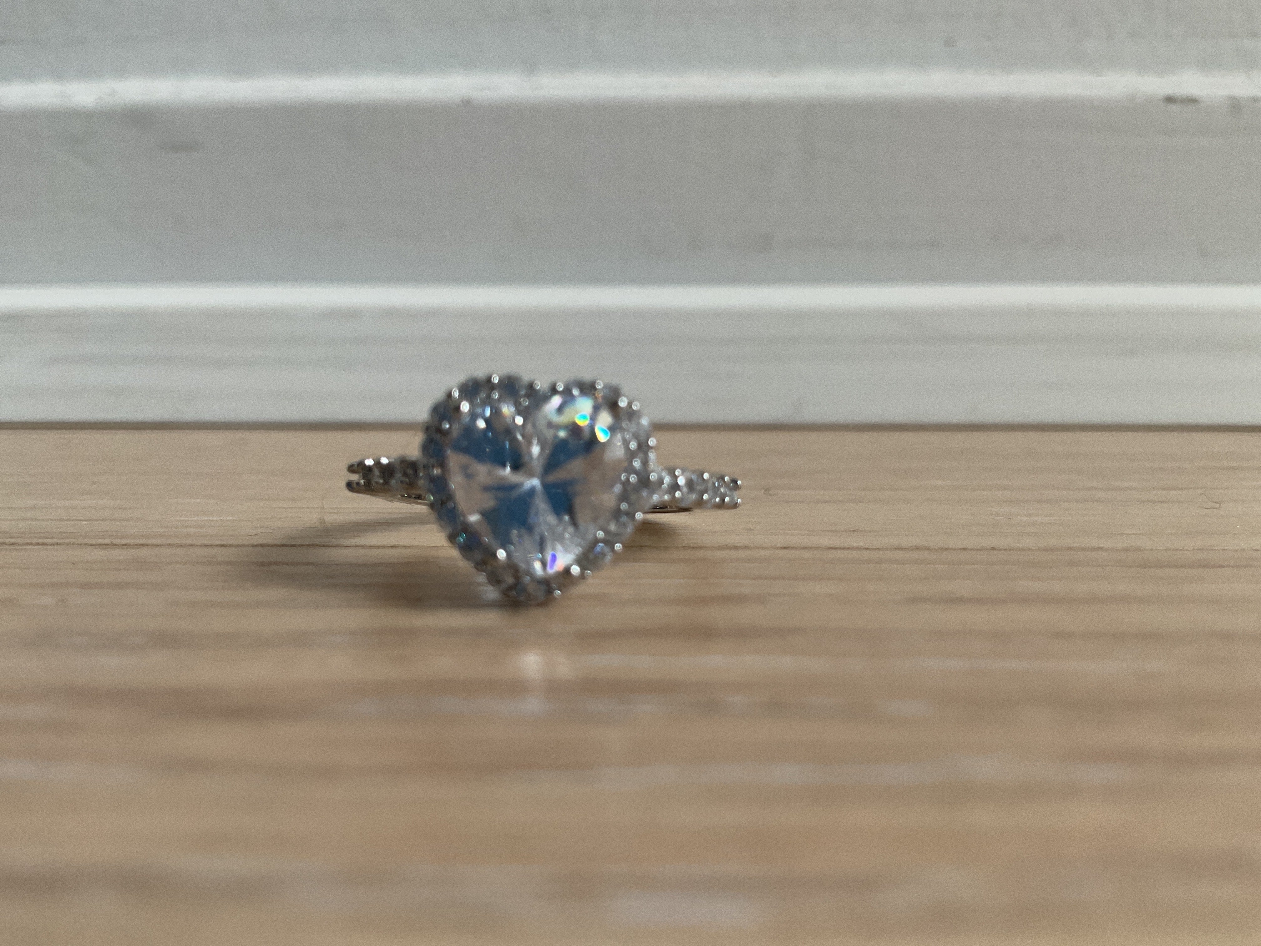 Sten hjerte ring – Krone 1